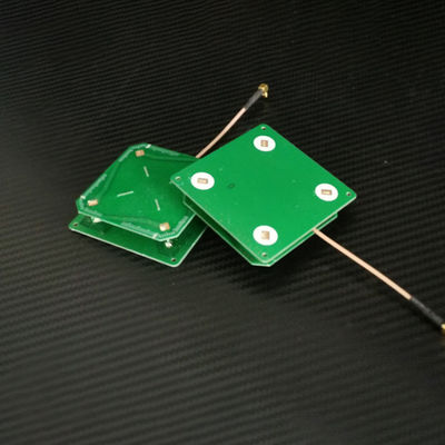 Small Size RFID Antenna for UHF Handheld Reader Circular Polarization ...